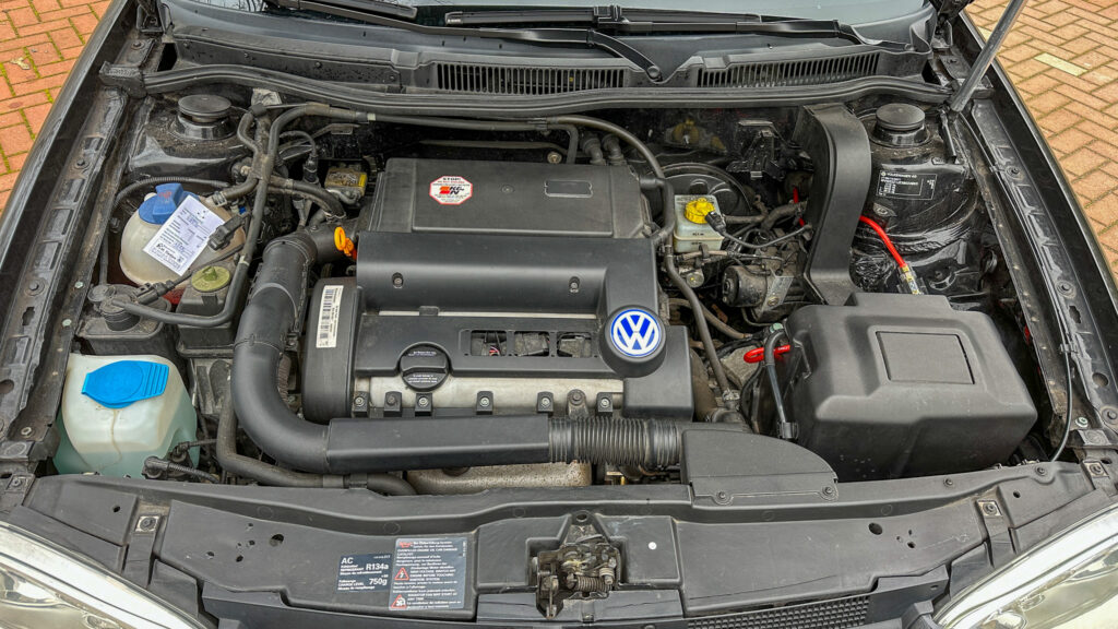 Stilvolle Golf 4 Motor Fotos